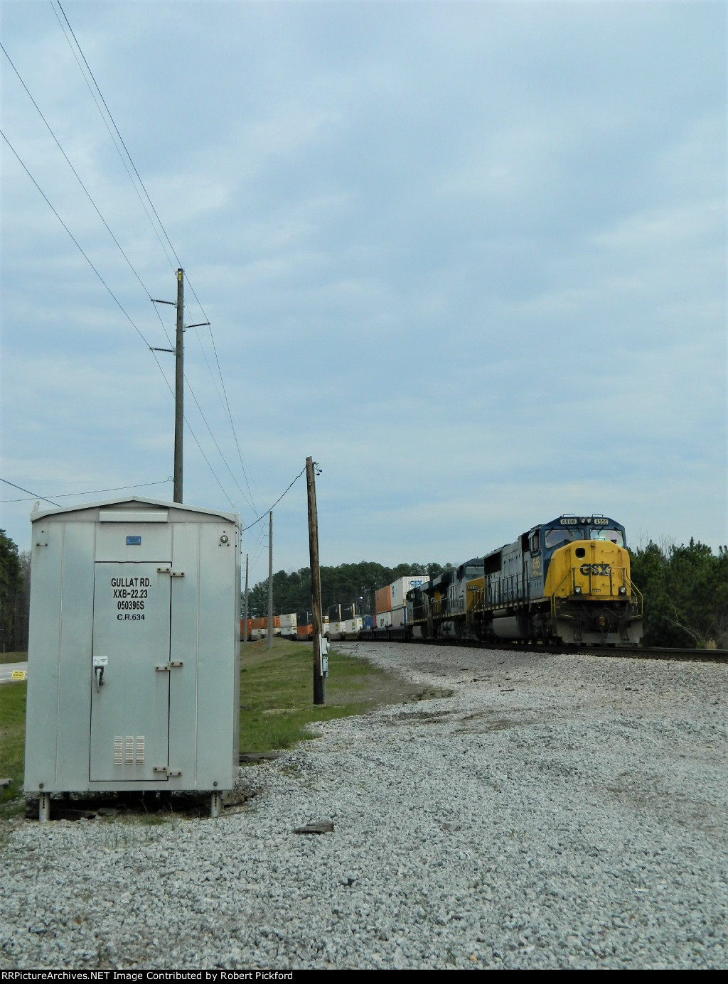 CSX 4566 (SD70MAC) 5250 (ES40DC) 5203 (ES40DC)
